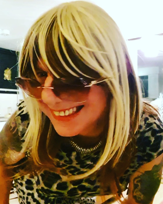 Legs 800 in Walthamstow, London, England | tvChix